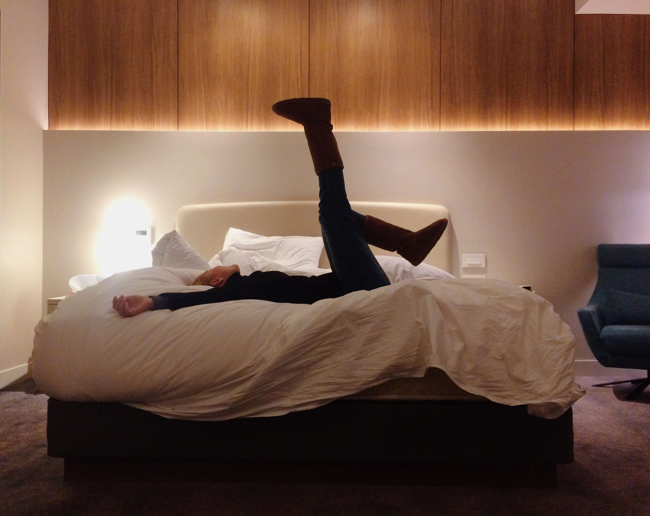 Simple Hacks to Getting Rid of Jetlag - Ever Guide